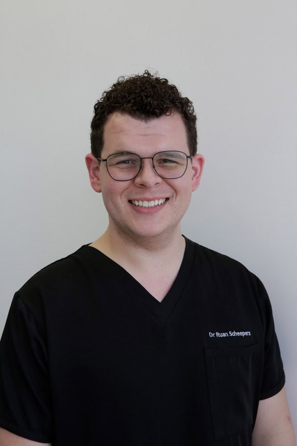 Dr Ruan Scheepers - OptiSmile Advanced Dentistry and Implant Centre